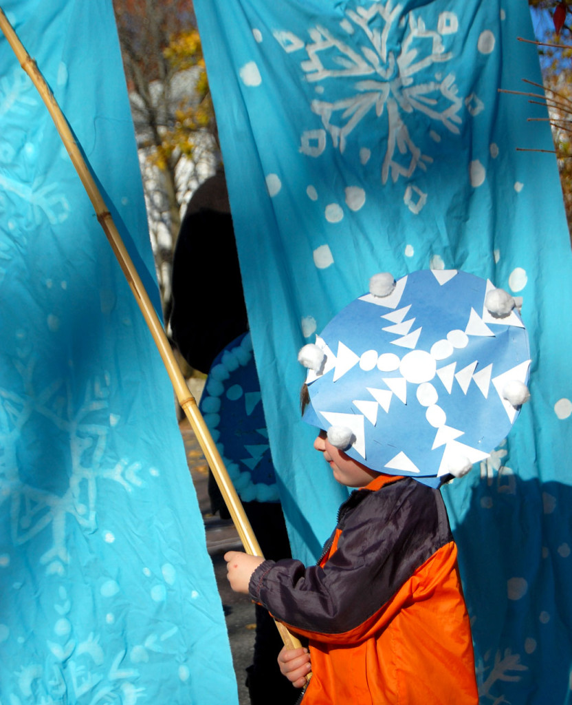 Snowflake-hat making: Free kids craft workshop – WONDERLAND
