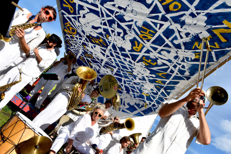 Photos: In Bread & Puppet’s ‘Grasshopper Rebellion Circus,’ Slapstick ...