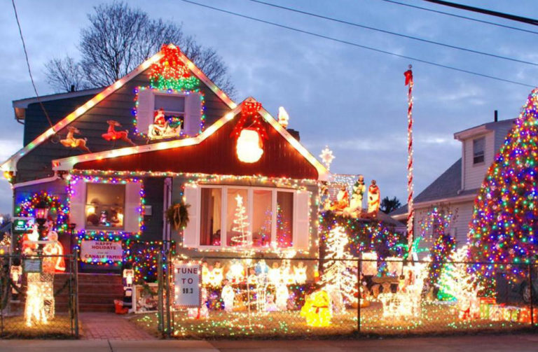 The Best Christmas Decorations (And A Lobster Trap Menorah) Around ...